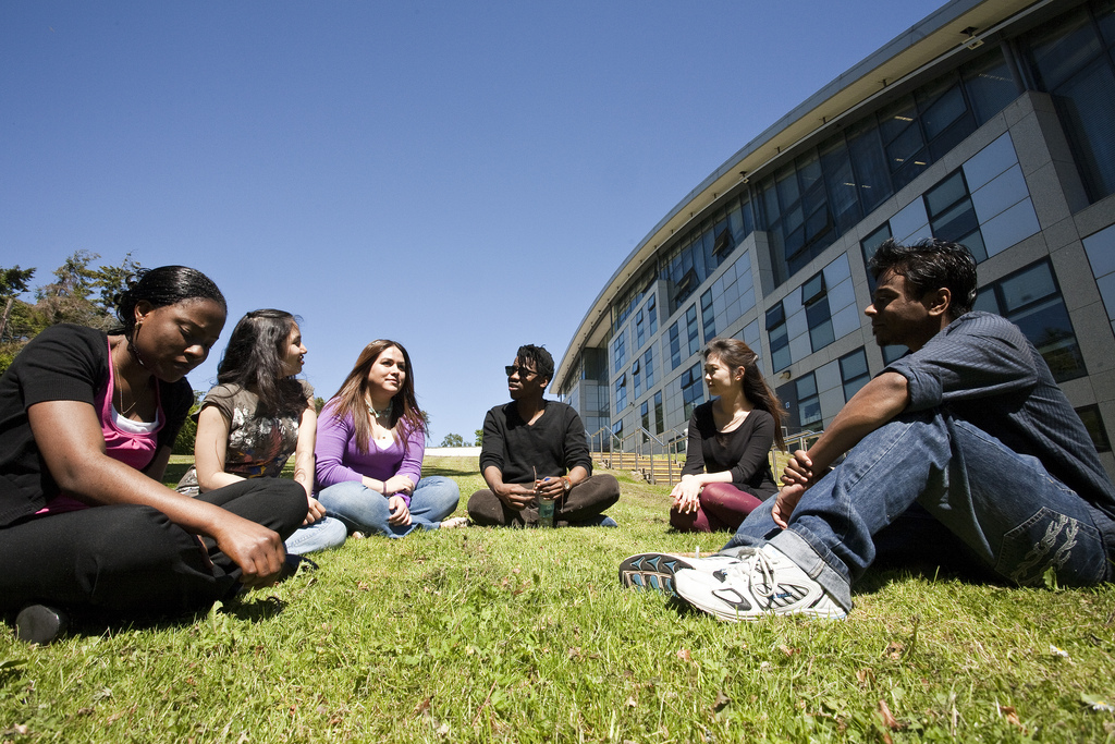 Universities Scotland comment on latest UCAS 30 June applications ...