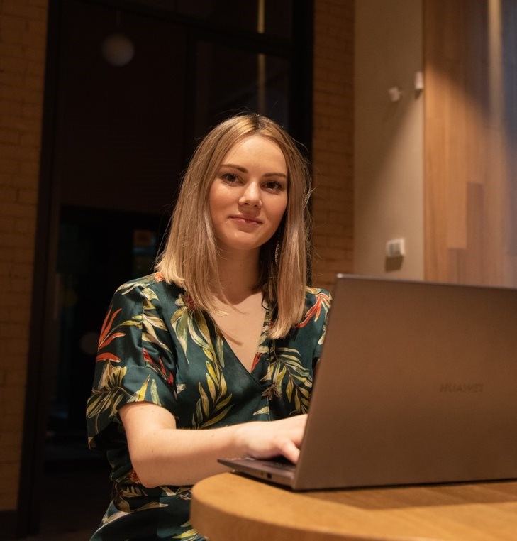 Stirling supports graduate’s language school start-up — Universities ...